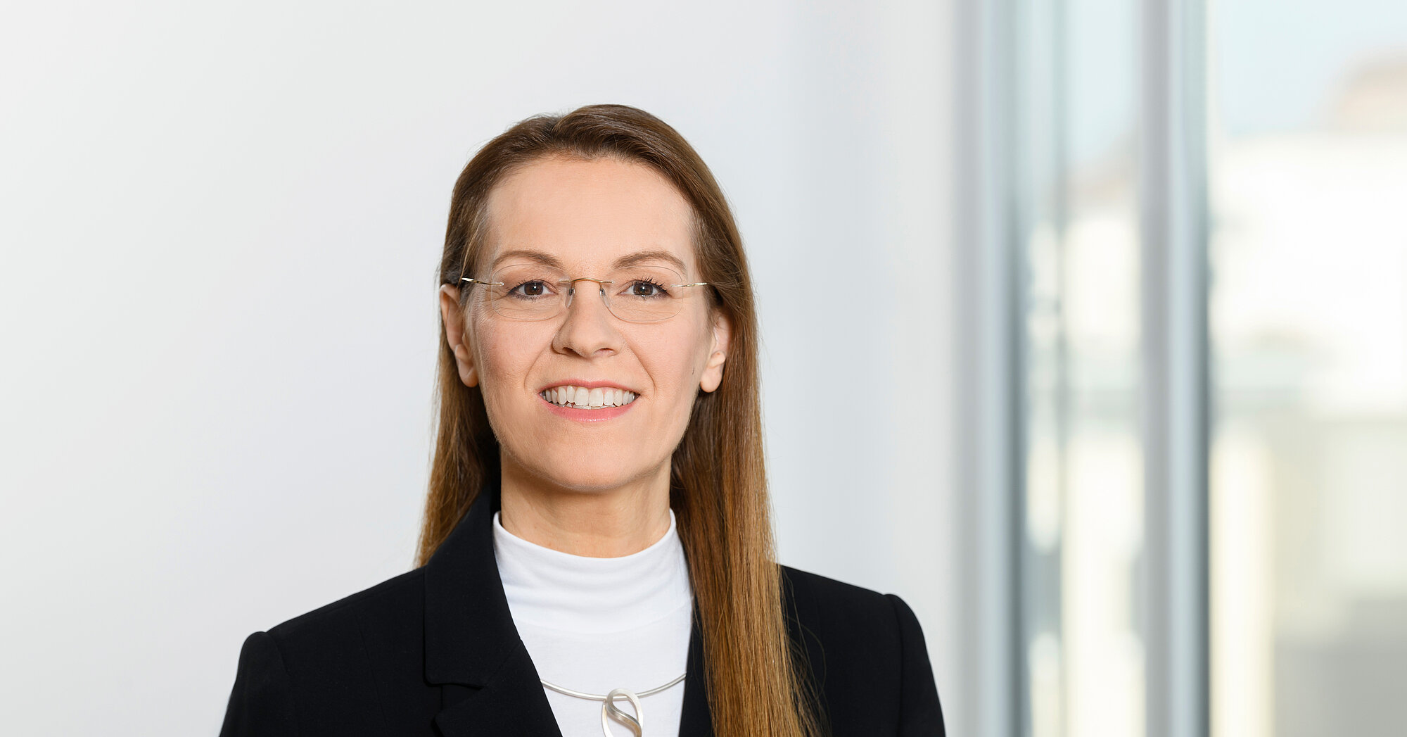 Klimaneutral bis 2045: Leoni definiert mit „ReWire“ klare Ziele auf dem ...