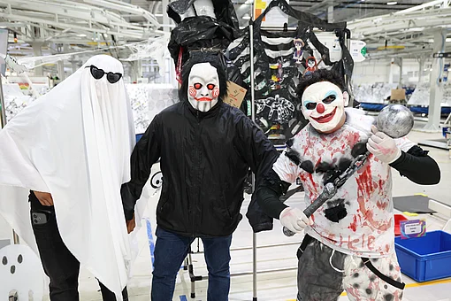 LEONI Planta 2 Mérida celebra su Open House de Halloween: un día muy ...