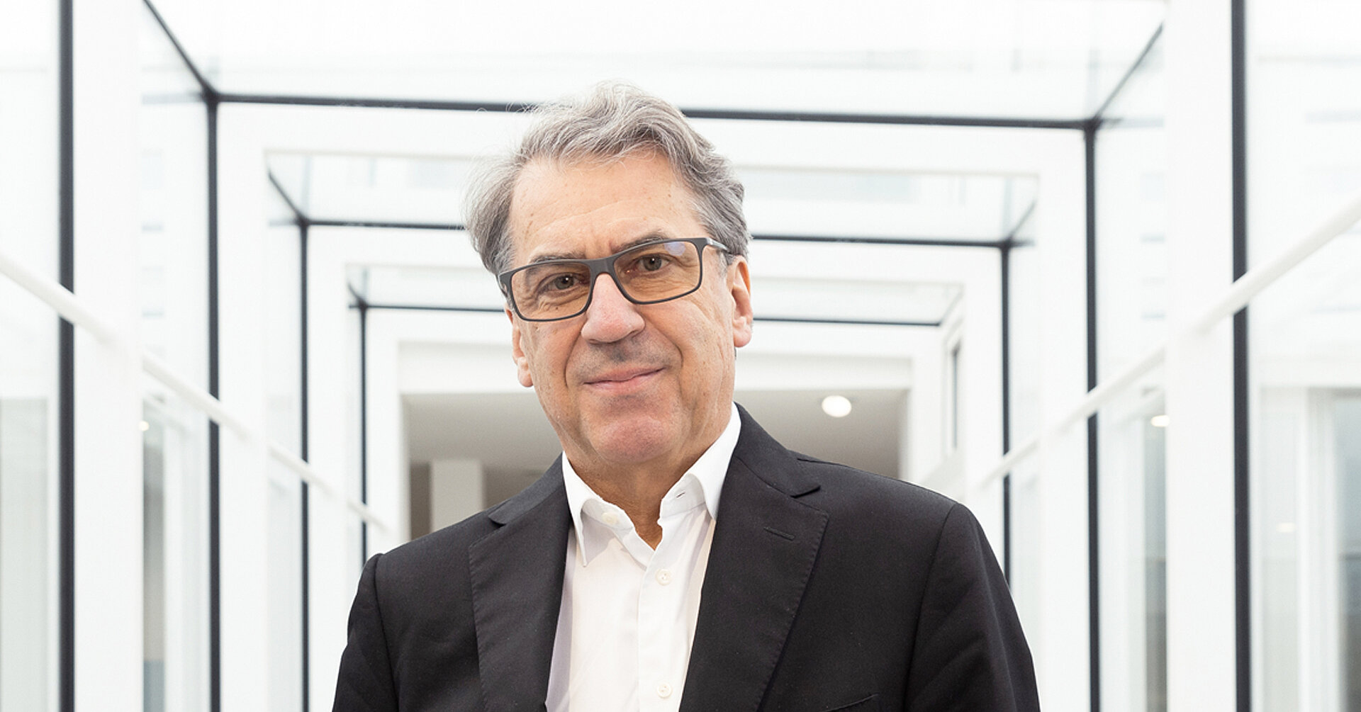 Stefan Pierer ushers in a new era at Leoni | Press releases | Press ...