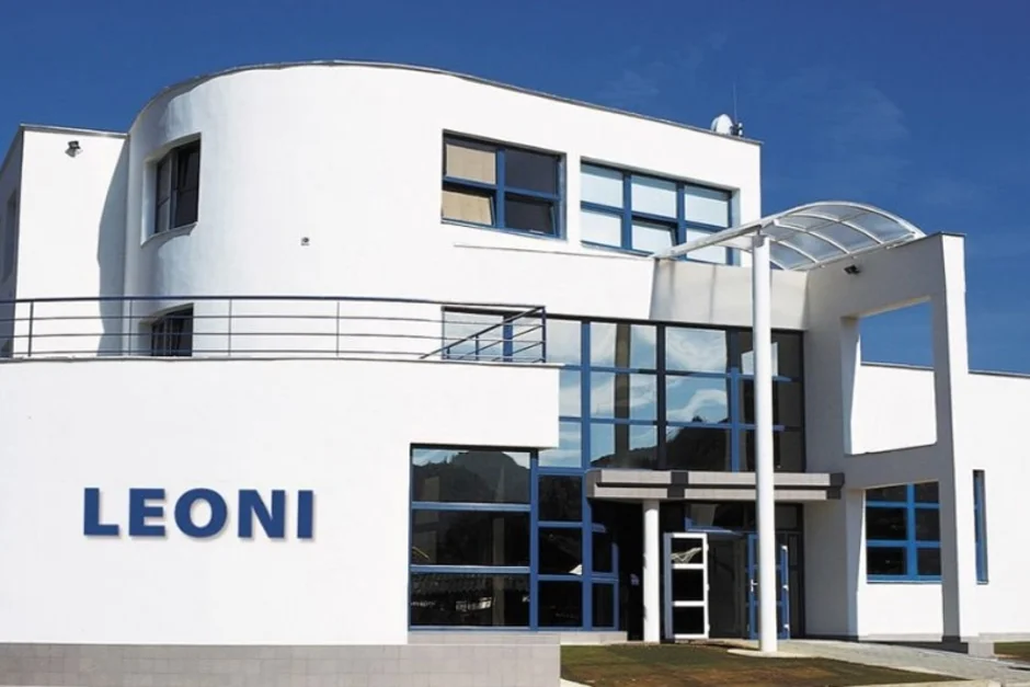 LEONI Slovensko - Vedenie poskytovateľa riešení pre správu energie a dát