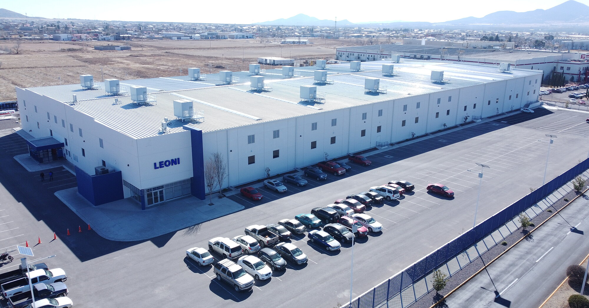 Leoni celebrates the expansion of its automotive cables production at ...